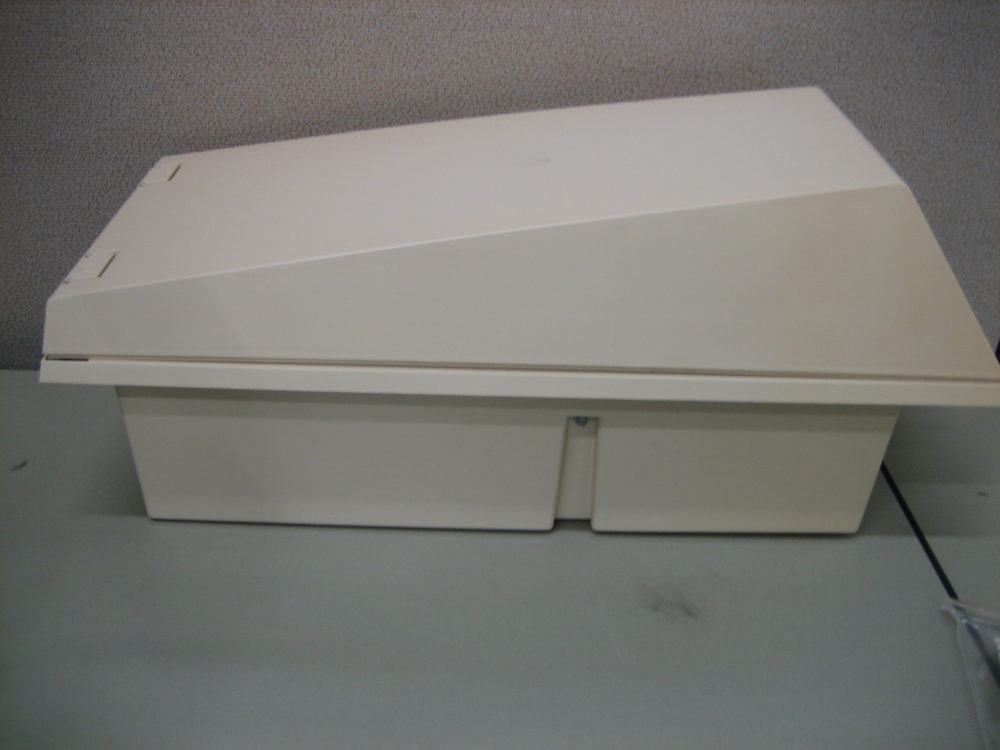 VICON V8660H CEILING MOUNT SURVEILLANCE CAMERA HOUSING - Max Marine ...
