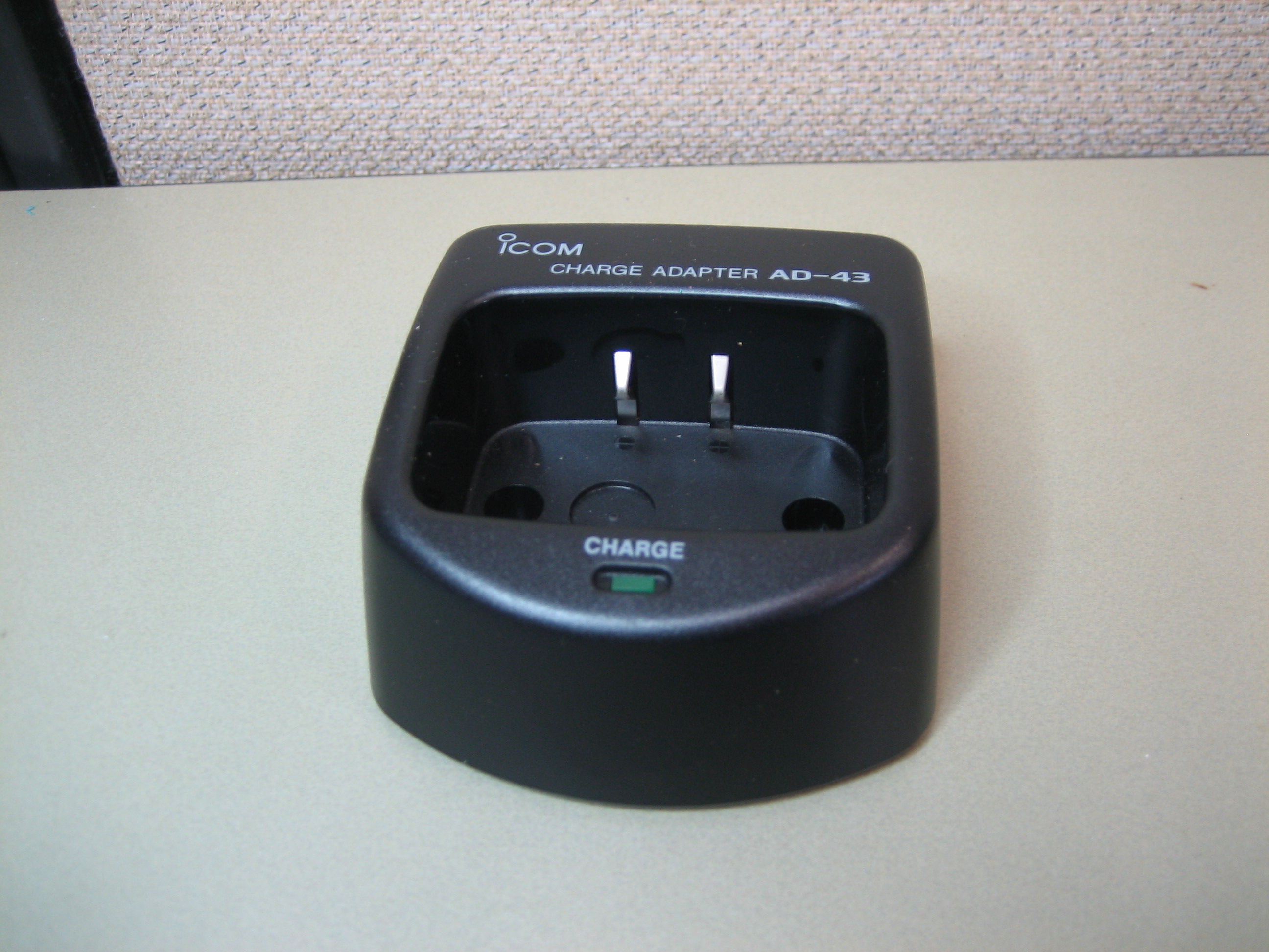 Icom AD-43 VHF Charge Charger Adapter Dock - Max Marine Electronics