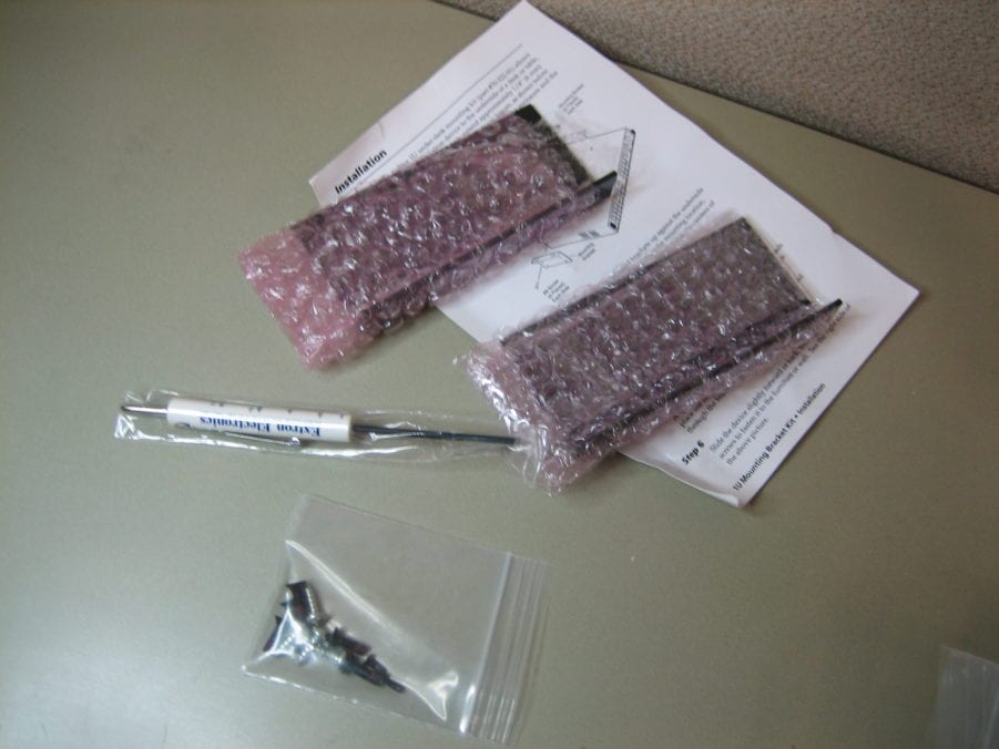 Genuine Extron 70-222-01 MBU 149 Low-Profile Mount Kit for 1U Full Rack ...