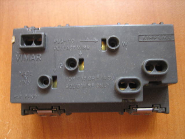 Vimar Idea 16246 2P+E Double Socket Outlet 15A 127V 3 Modules -Gray ...