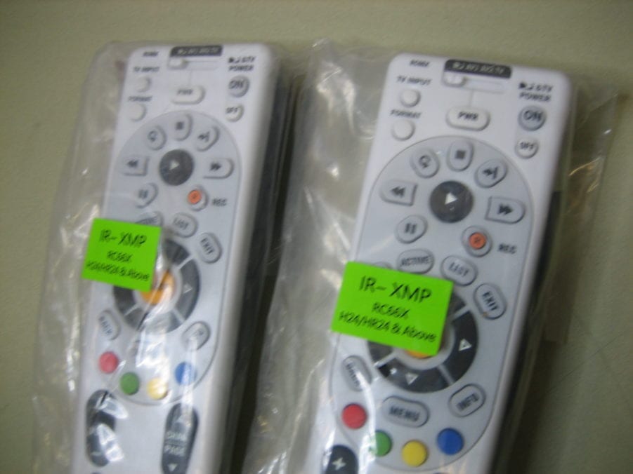 DIRECTV RC65RX RF Universal Remote Control - LOT OF 2 - Max Marine ...