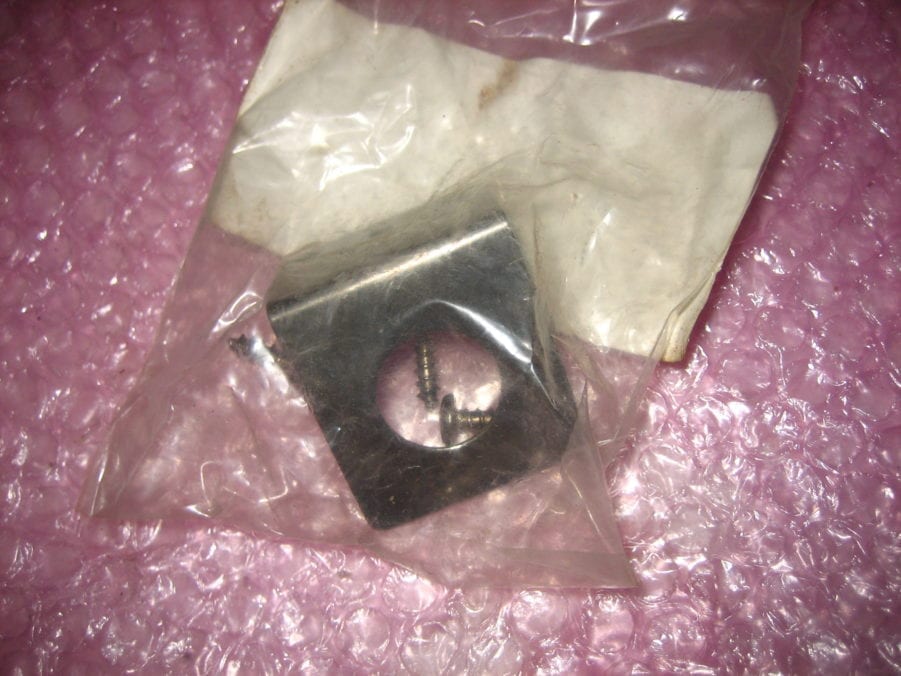 Antenex / Laird LBT3400 3/4" Hole Mount Trunk Groove L Bracket -New ...