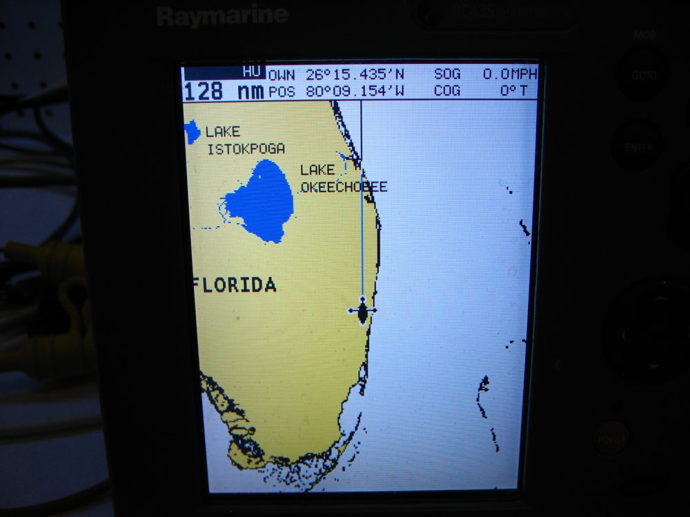 Raymarine RC435 E32040 Chartplotter Head Unit - Great Used Condition. - Max Marine Electronics