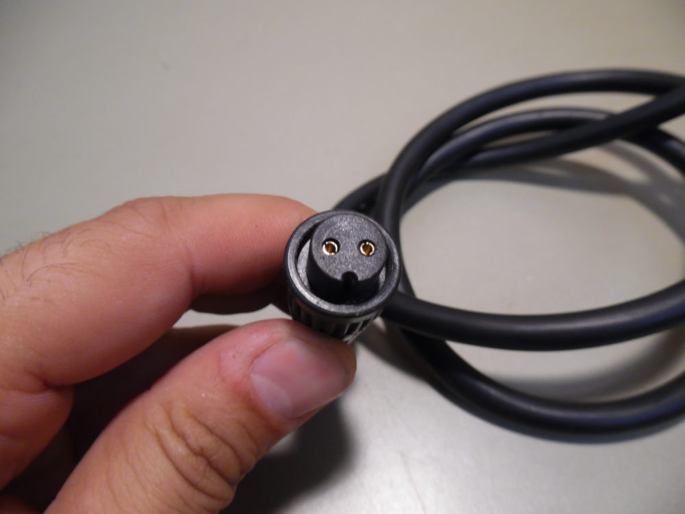 Garmin 2 Pin Power Cable for GPSMap Displays - Good Condition - Max ...