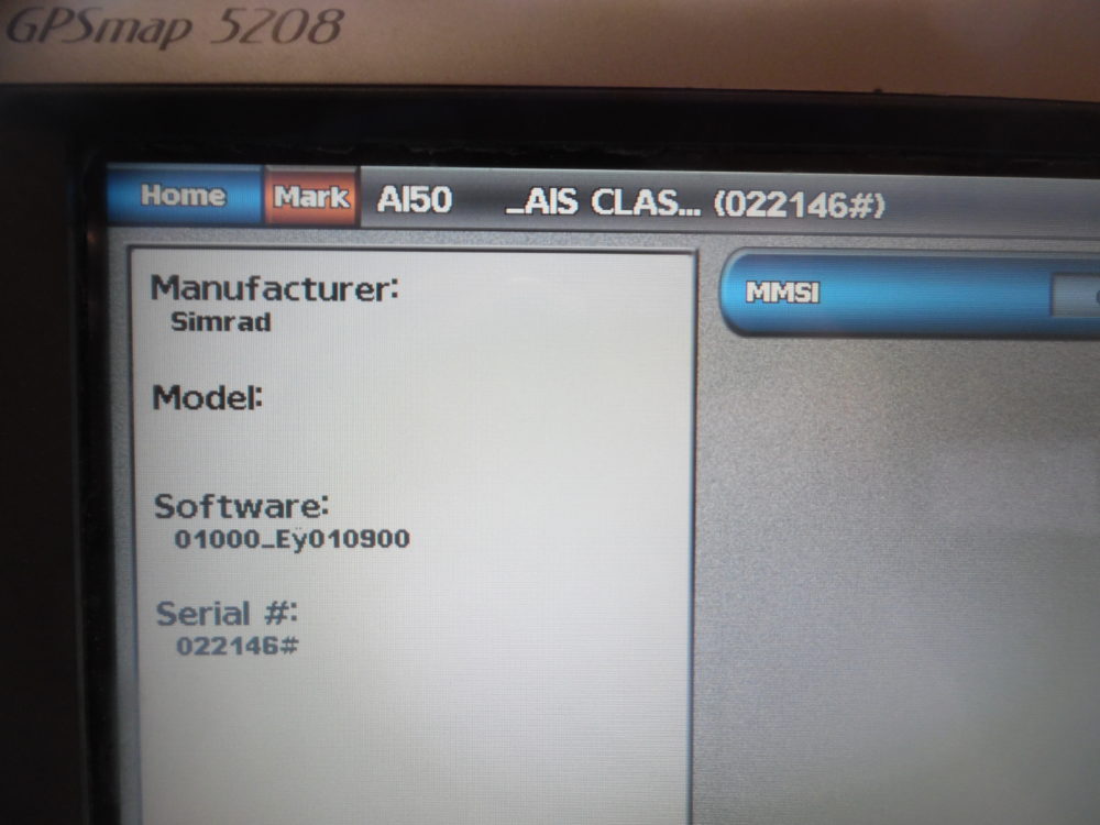Simrad AI50 Display with Suncover - Tested for Power On, Needs ...
