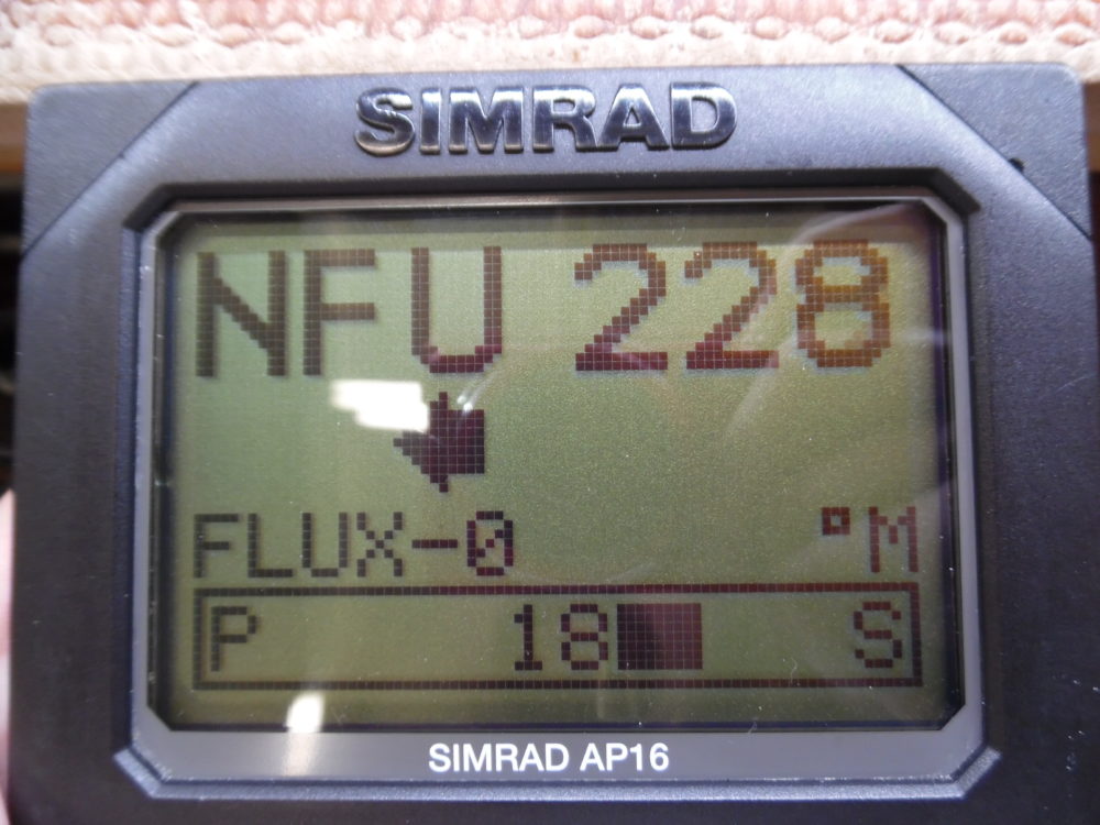 Simrad AP16 Autopilot Control Head 22087399 in Great Condition - 90 DAY ...