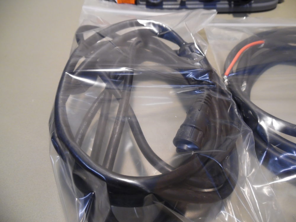 Raymarine DSM250 Sounder Module E62007 + Cables Good Condition - Max ...