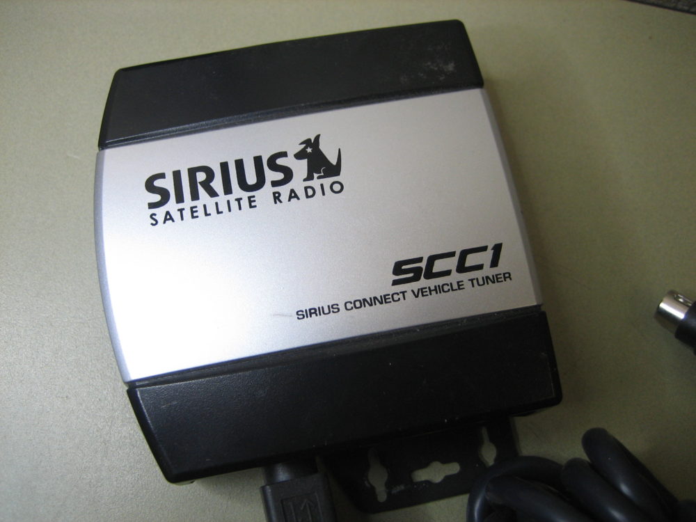 Sirius Satellite Radio SCC1 Vehicle Tuner w/ SCC1BL 8-Pin Cable ...