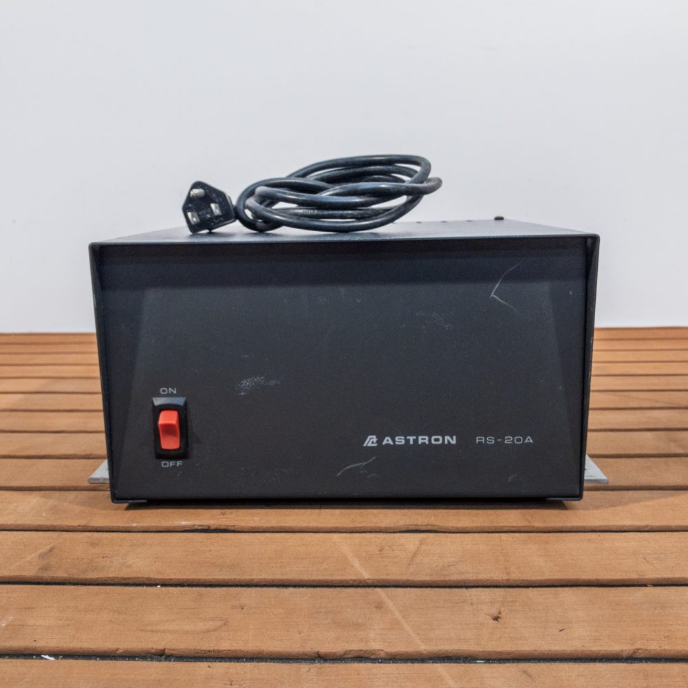 Astron 12 volt 20 amp Linear DC Power Supply Used BENCH TESTED GOOD ...