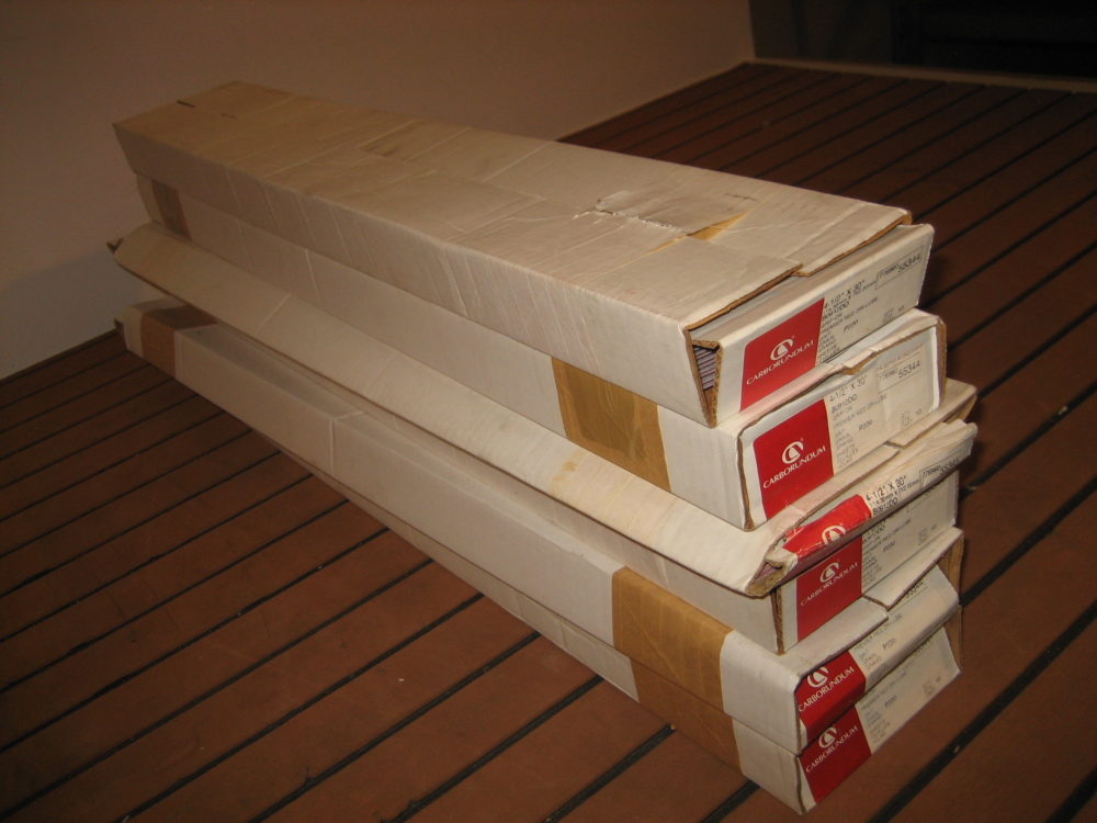 Carborundum 55344 Grit P220, 4-1/2" X 30" Sand Paper - LOT OF 60 SHEETS ...