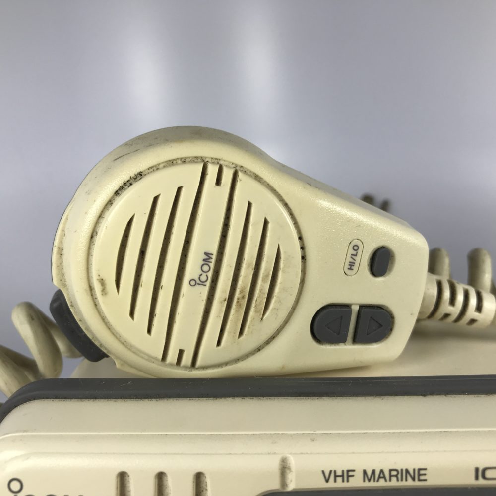Icom IC-M45A Marine VHF Transceiver and Mic Bench Tested Good White ...