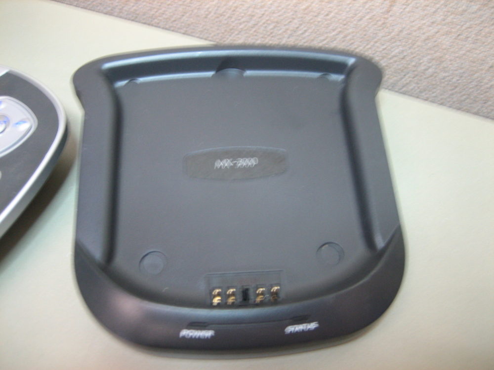 Crestron MT-1000C / MX-300 RF Handheld Touchpad Remote w/ Dock - Max ...