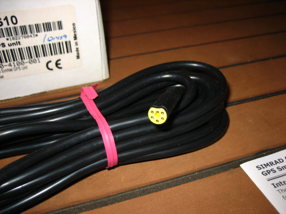 Simrad GS10 Simnet GPS Antenna w/ 5 meter Simnet Drop Cable NEW IN BOX ...