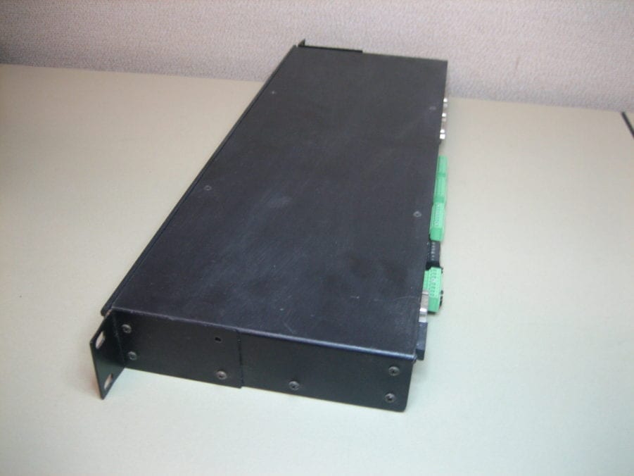 Crestron CP2 Control Processor w/ Wire Connectors and Mount Racks - Max ...