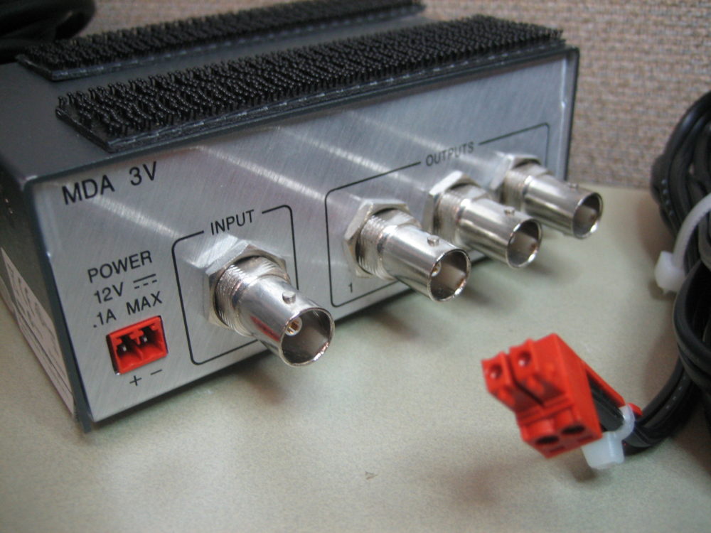 Extron MDA 3V Video Distribution Amplifier w/ Power Adapter - Max ...