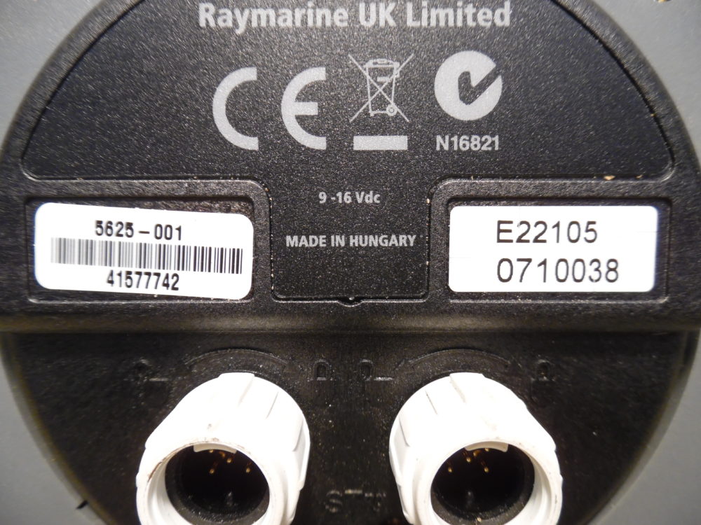 Raymarine ST70 Multifunction Instrument Seatalk NG Display & Suncover ...