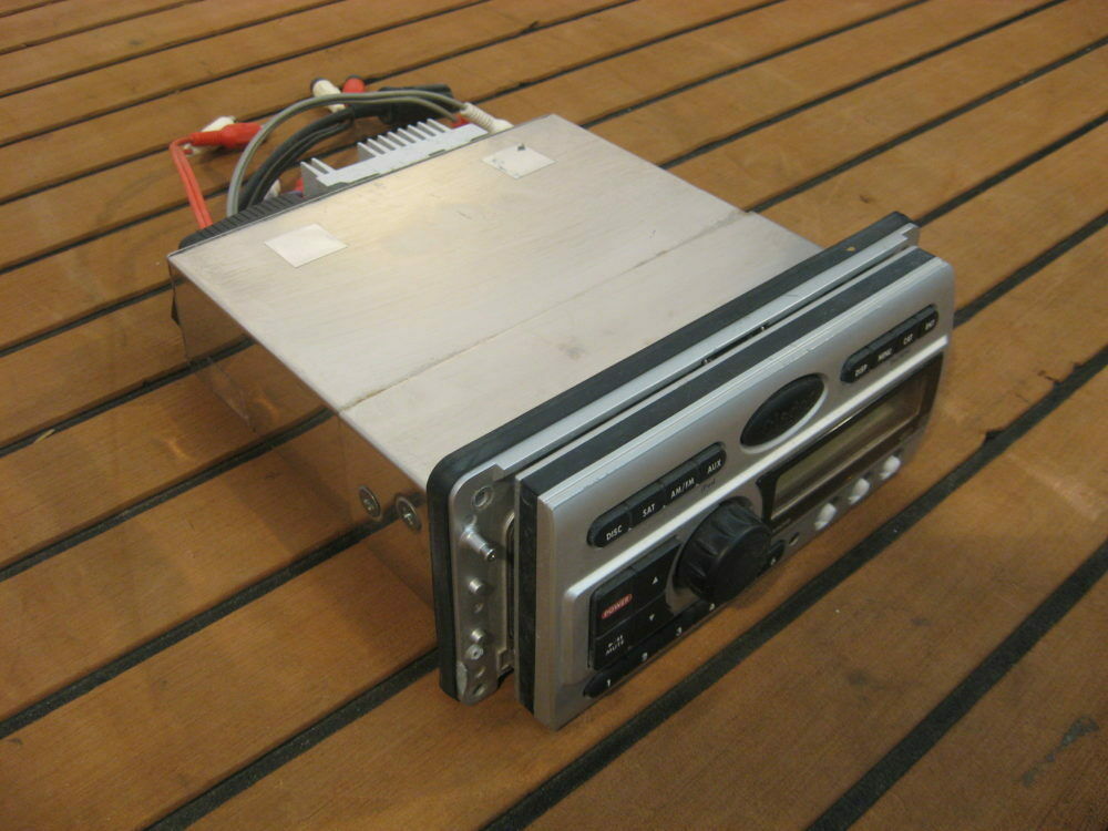 Clarion CMD5 Marine Stereo Head Unit w/ Wire Harness - Free US Shipping ...