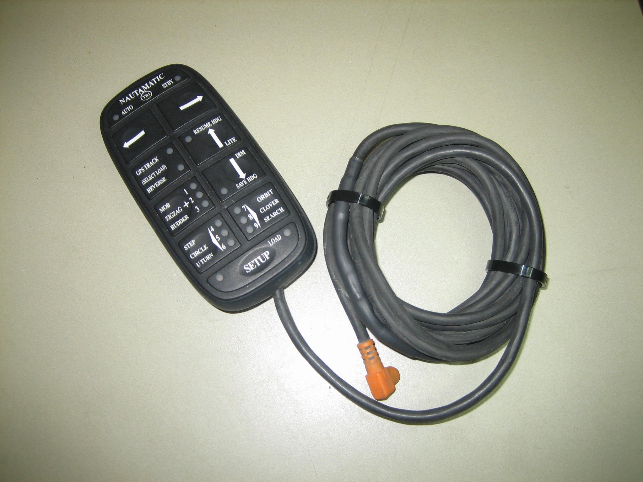 Garmin / Nautamatic TR-1 Gladiator Autopilot Remote Control - TESTED ...