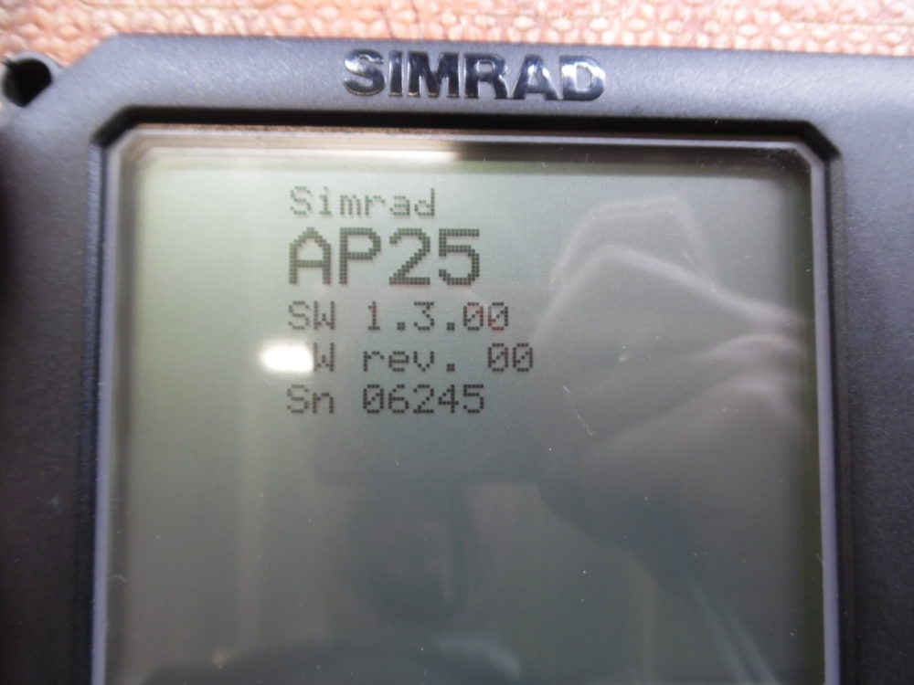 Simrad AP25 Autopilot Control Head - 22087811 Great Condition - Fully ...