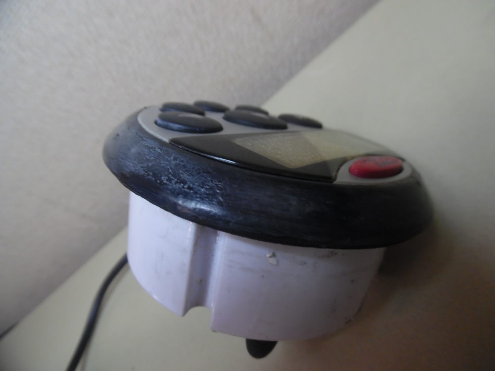 Clarion CMRC1-SB Waterproof Marine Wired Remote Control 6-Pin - Max ...