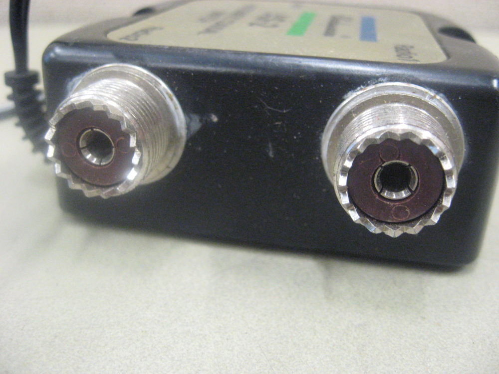 Shakespeare AS-2 Automatic Coaxial Switch - 1 Antenna 2 Radio - Max ...