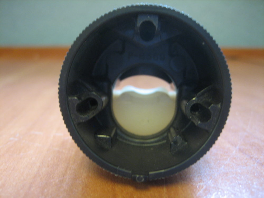 Hubbell HBL5366C Connector Body INSULGRIP P-6569 15A 250V 2P 3W ...