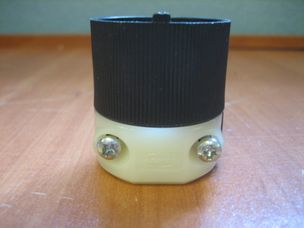 Hubbell HBL5366C Connector Body INSULGRIP P-6569 15A 250V 2P 3W ...