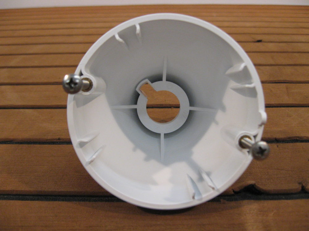 Simrad 072-2970-000 GPS Antenna Pole Mount f/ WR10, BT-1 and GS25 - Max ...