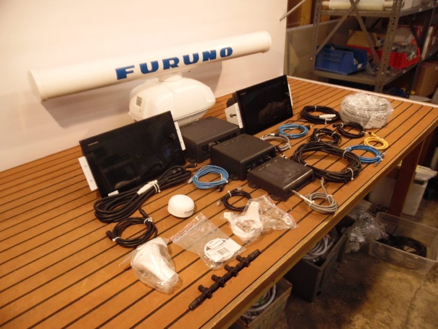 Furuno DUAL TZT14 GPS/12kw Radar/Chartplotter Touchscreen SYSTEM w ...