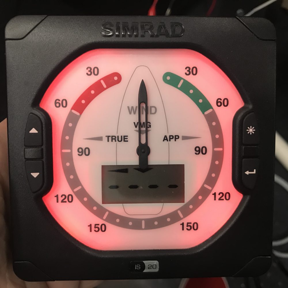 Simrad IS20 Wind Display Powers On, Simnet Good 90 Day Warranty - Max ...