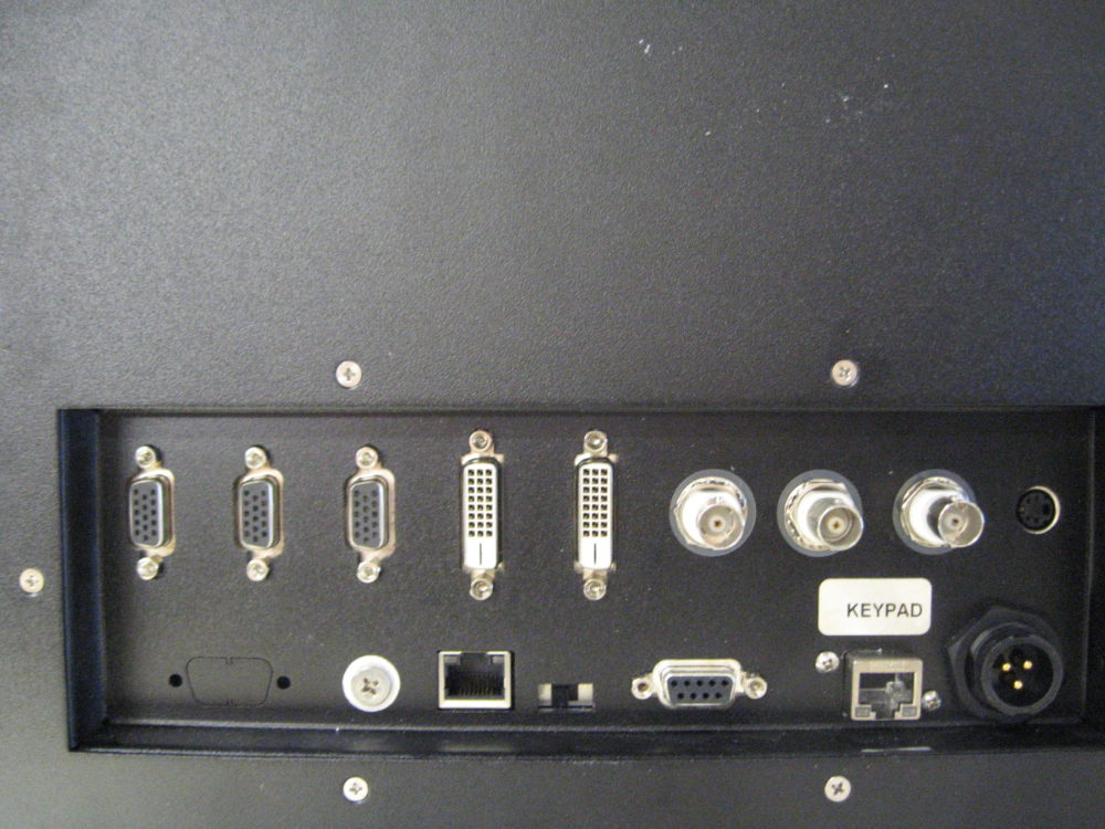 Simrad Glass Bridge LED Monitor MO17-L w/ Cables Great Condition - Max ...