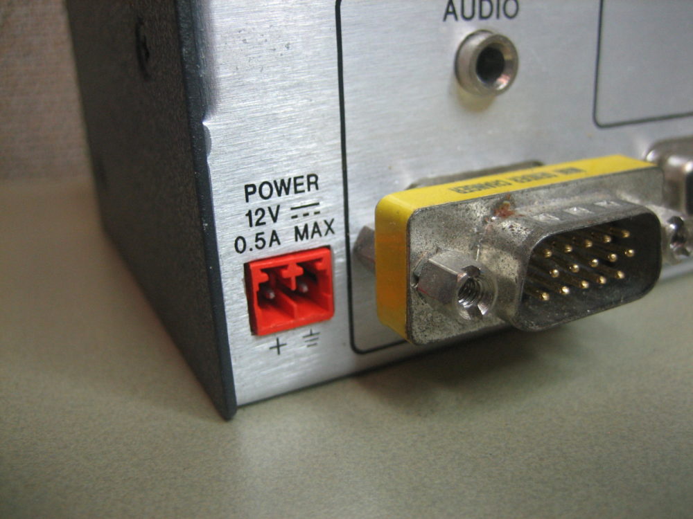 Extron MTP T 15HD A MTP Twisted Pair Transmitter for VGA and Audio ...