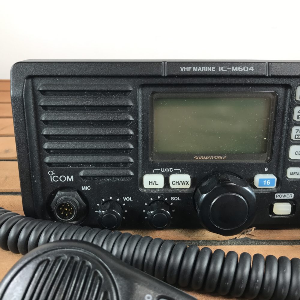 Icom IC-M604 Marine VHF Radio Transceiver w/ Microphone, Power Cable ...