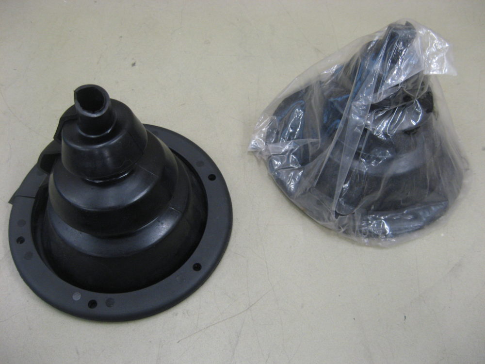 Outboard Rigging Boot Grommet