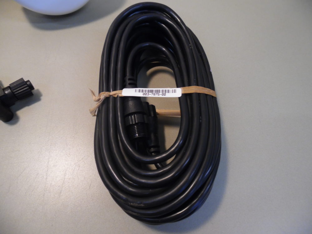 Lowrance Point-1 NMEA2000 GPS Antenna w/ Cables - Good Cond Tested ...