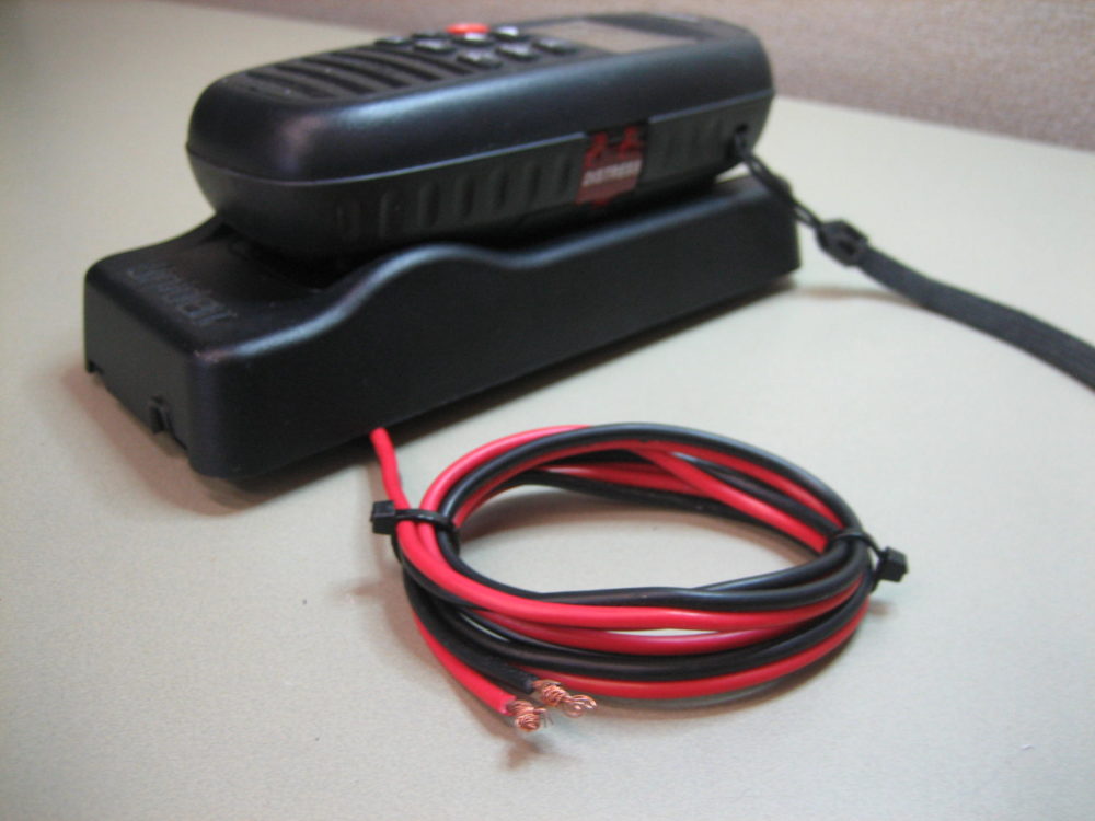 Uniden WHAMx4 Wireless Remote VHF Microphone w/ Charging Base AS-IS ...