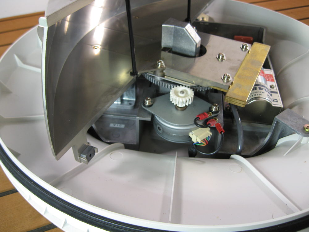 Simrad RB-714A RA772UA 2KW Radome For RF717A Displays PARTS OR REPAIR ...