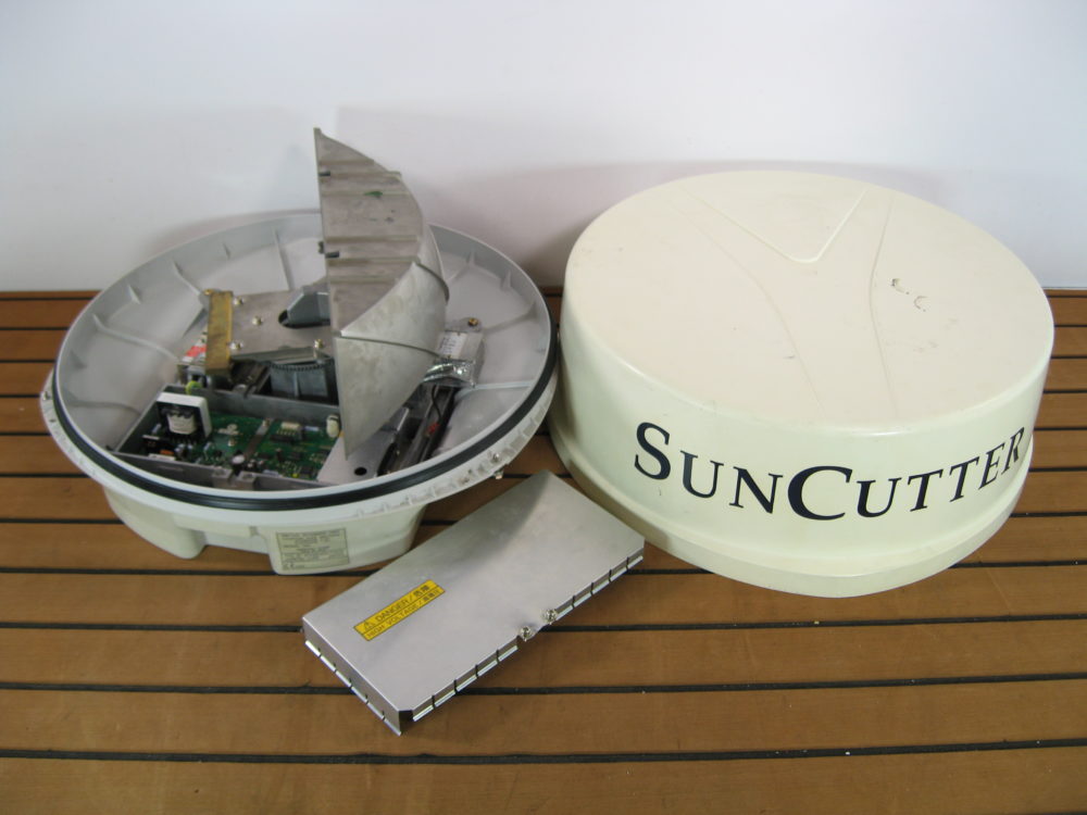 Simrad RB-714A RA772UA 2KW Radome For RF717A Displays (PARTS OR REPAIR ...