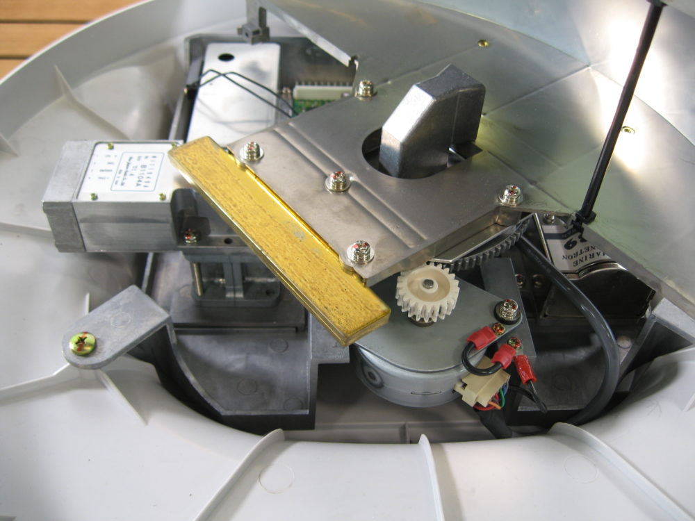 Simrad RB-714A RA772UA 2KW Radome For RF717A Displays - PARTS OR REPAIR ...