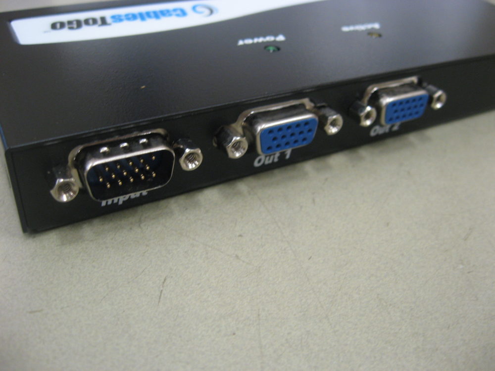 CablesToGo 29550 VGA Video Splitter/Extender 2/4/8 Port - Free US ...