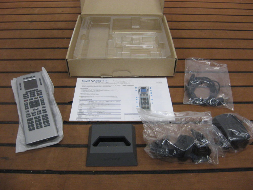 Savant SUR-0500 Universal Remote Control w/ Power Supply and Charging ...
