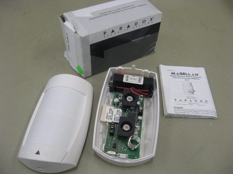 Paradox PMD75 Digital Wireless Motion Detector with Pet Immunity - Max ...