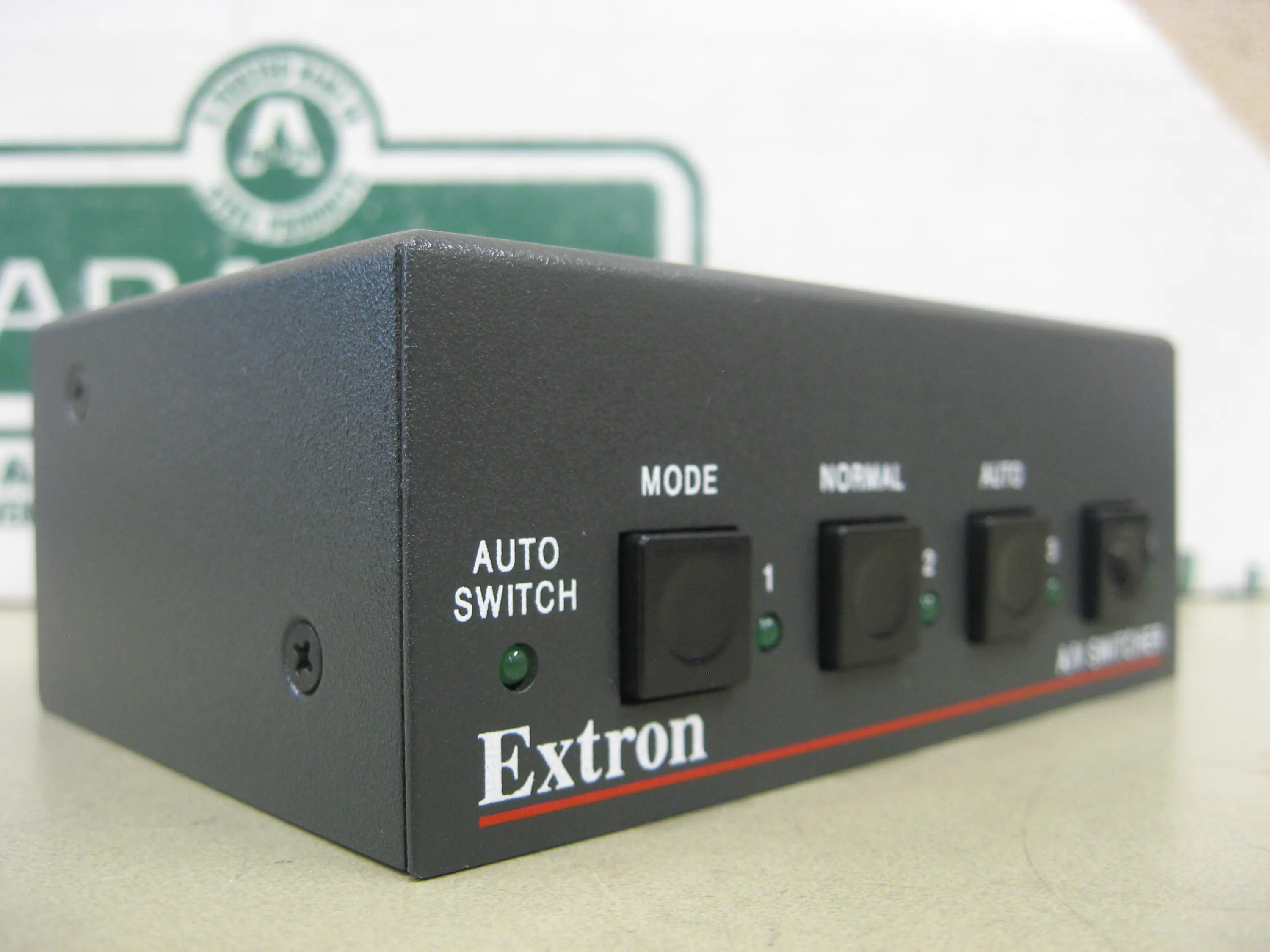Extron Electronics 60-480-11 Four Input Composite Video Switcher (MSW ...