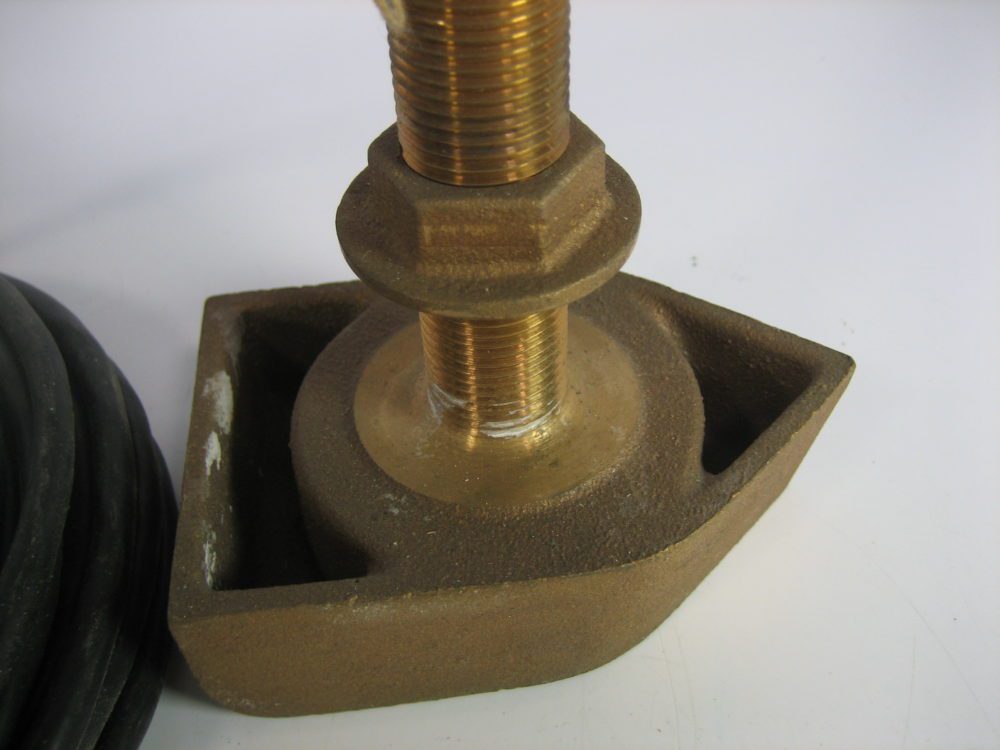 Radarsonics 201 50/200 kHz 600w 11/45° Thru-Hull Bronze Transducer NEW ...