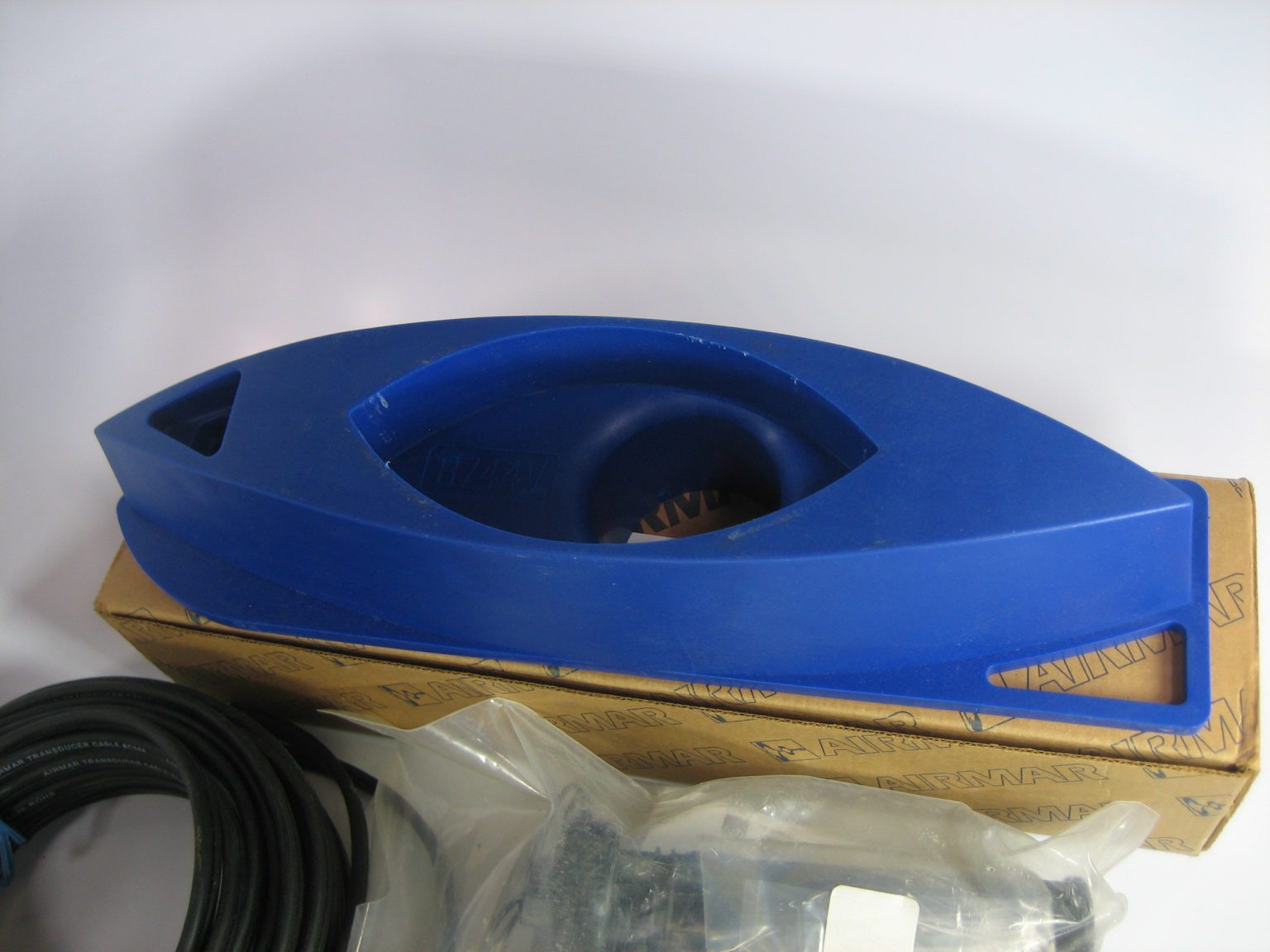 Raymarine Airmar E66090 B744V-RAYA Transducer Triducer 600w f/c, e, a ...