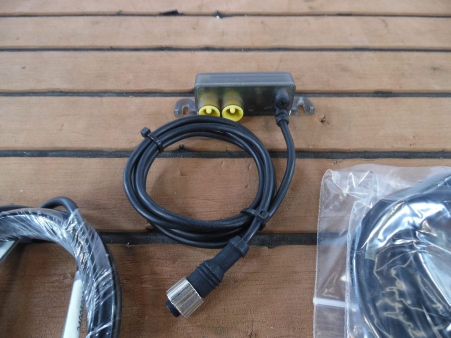 Simrad SG05 Simnet-Volvo EVC Gateway + Cables - Tested Used Condition ...