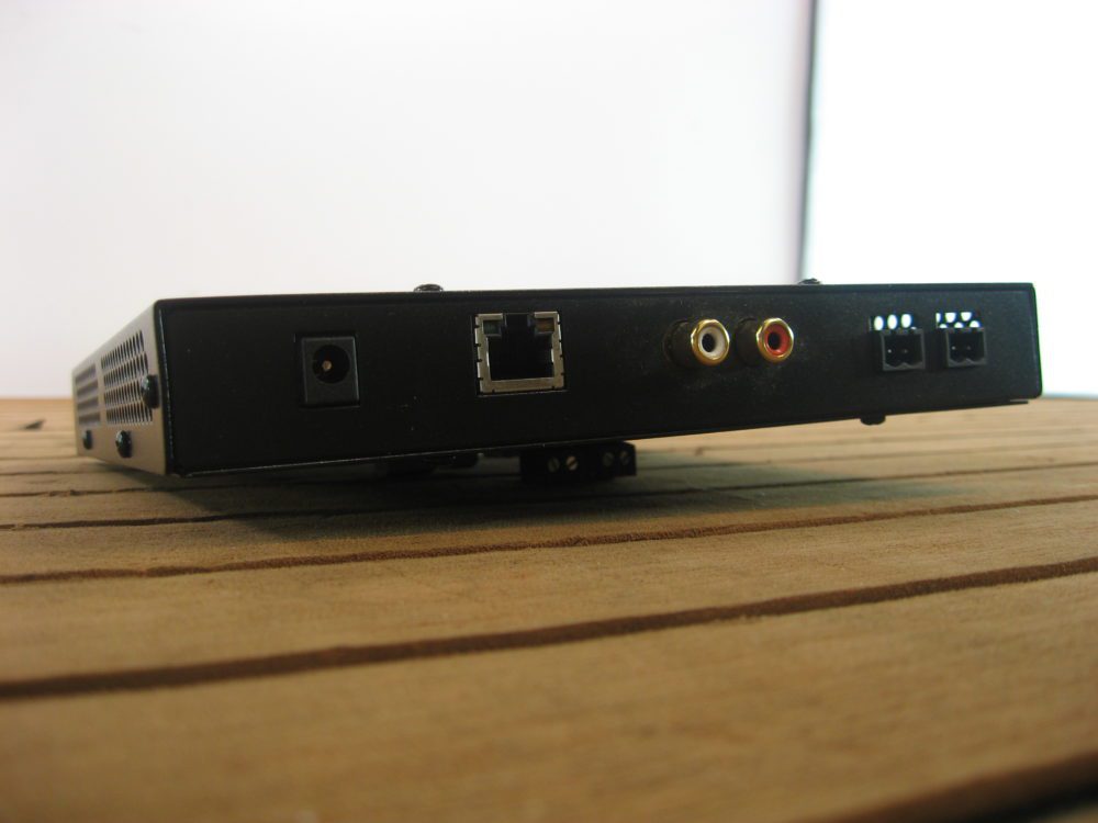 Crestron DM-RMC-200-C DigitalMedia 8G+® Receiver & Room Controller 200 ...