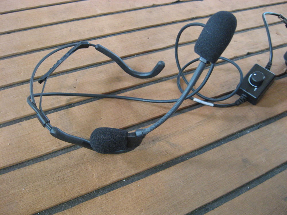 Lot of 3 David Clark 40992G-01 Wireless Belt Stations w/ Batteries ...