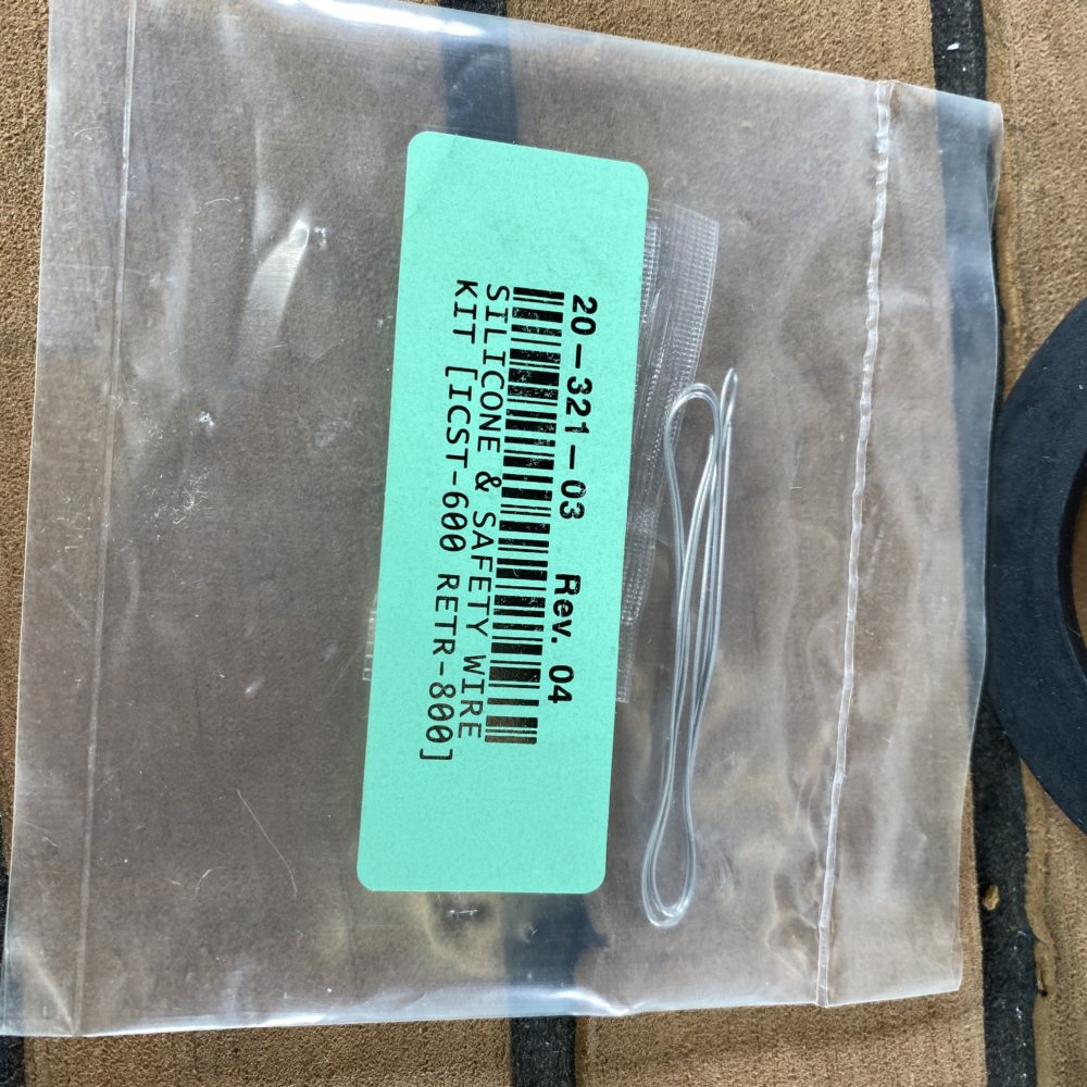 Airmar Intelligent DST Triducer Multisensor 44-127-4-01 P617V 235kHz ...