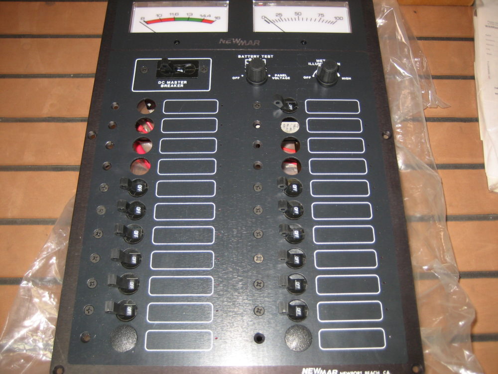 Newmar ES-1 Elite Master Marine Boat Electrical 12v DC Breaker Panel w ...